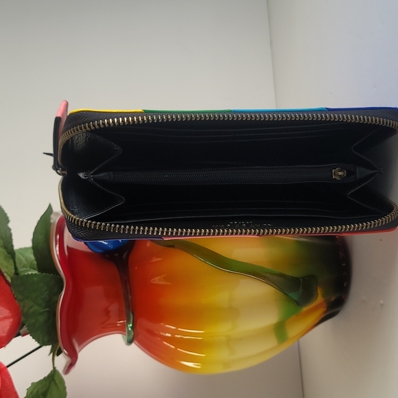 Kurt Geiger | Bags | Zip Around Leather Walletkurt Geiger London | Poshmark